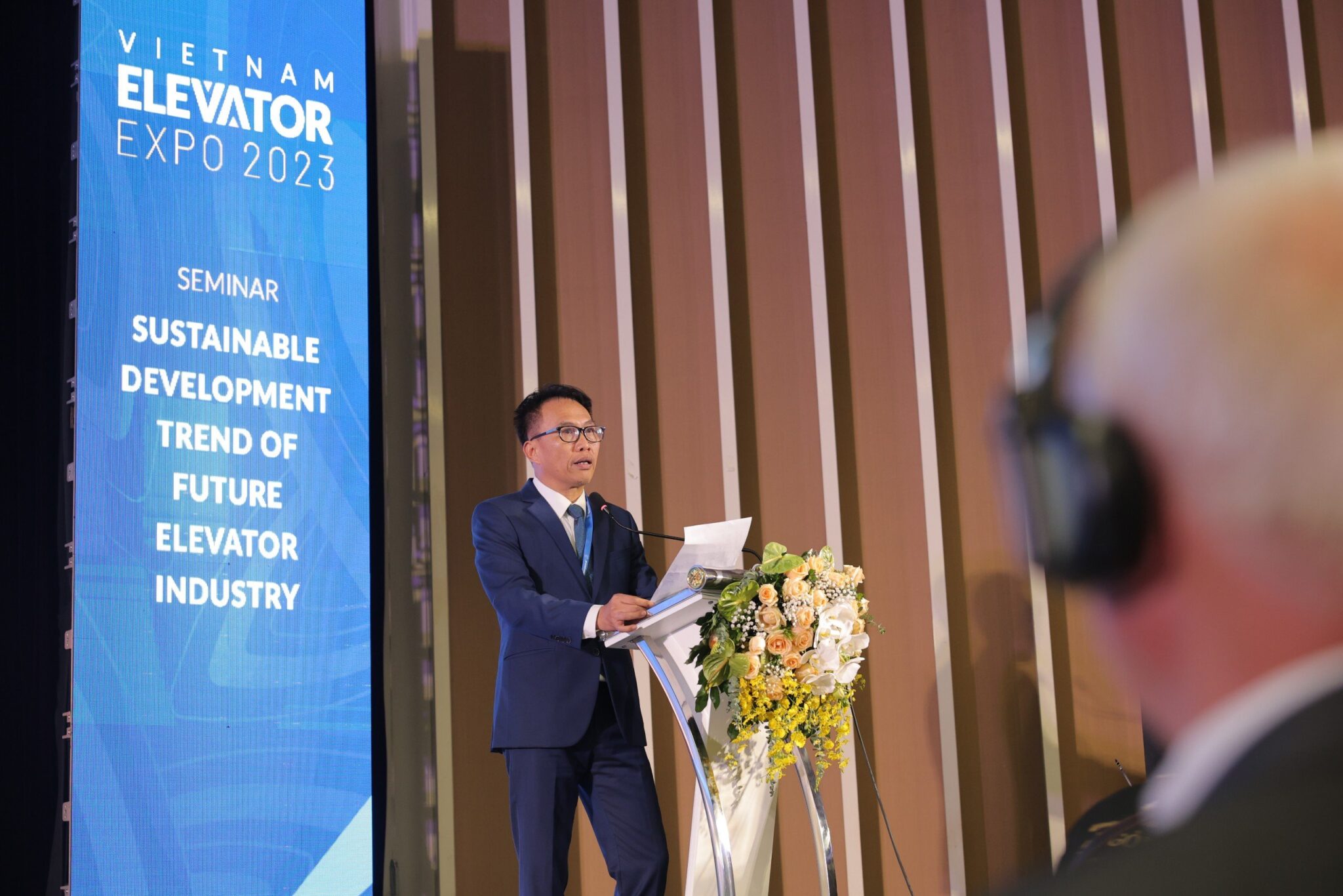 The elevator industry from a sustainability perspective